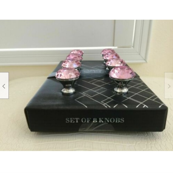 Tahari | Other | Tahari Home Set Of 8 Drawer Knobs | Poshmark